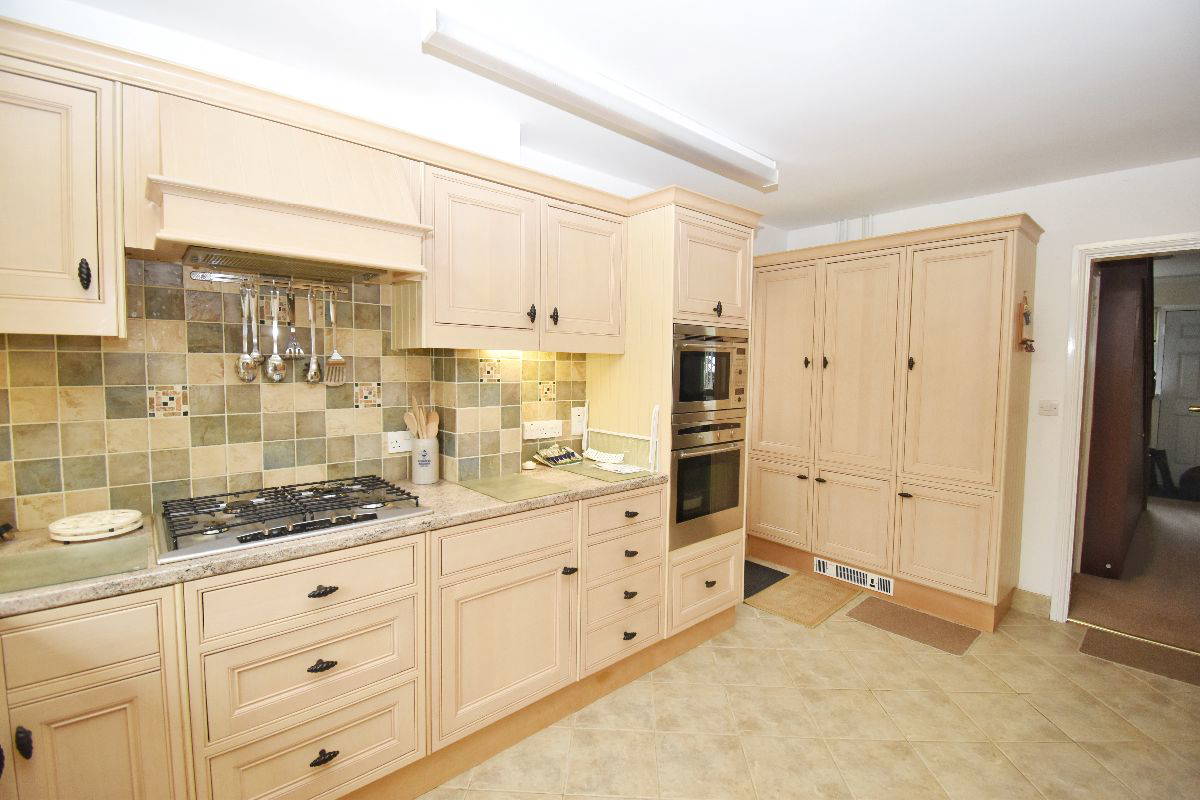 Fulbourn Road, Teversham, Cambridge - Antony Davis Estate Agents