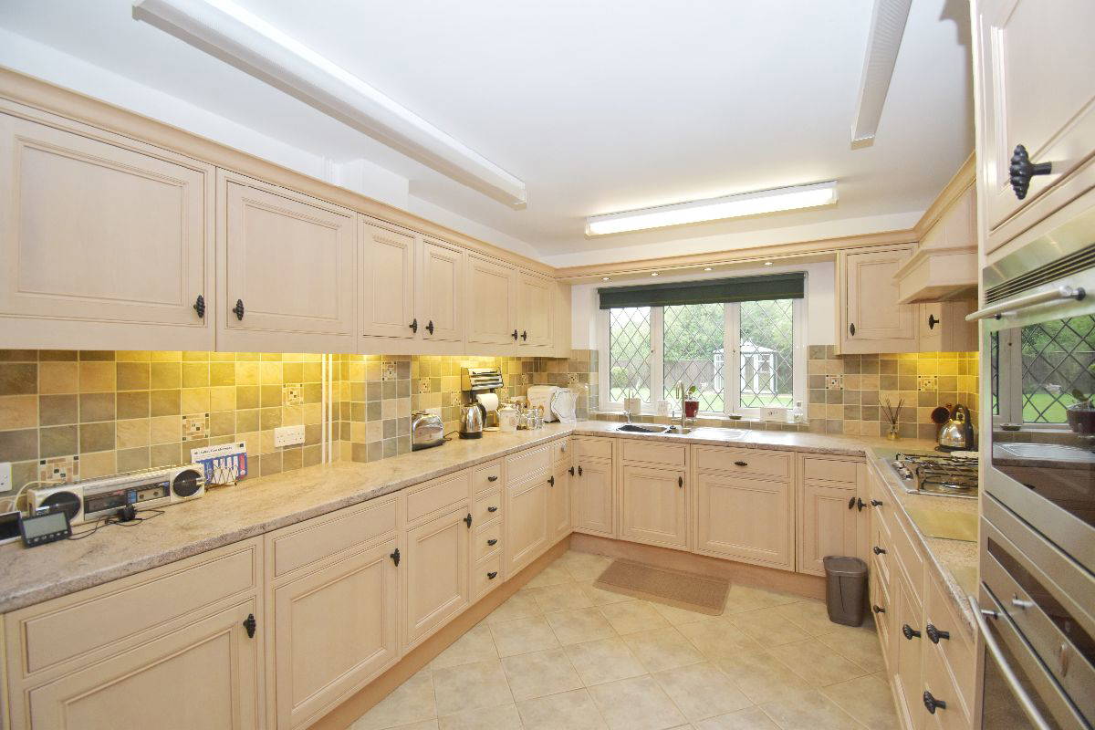 Fulbourn Road, Teversham, Cambridge - Antony Davis Estate Agents